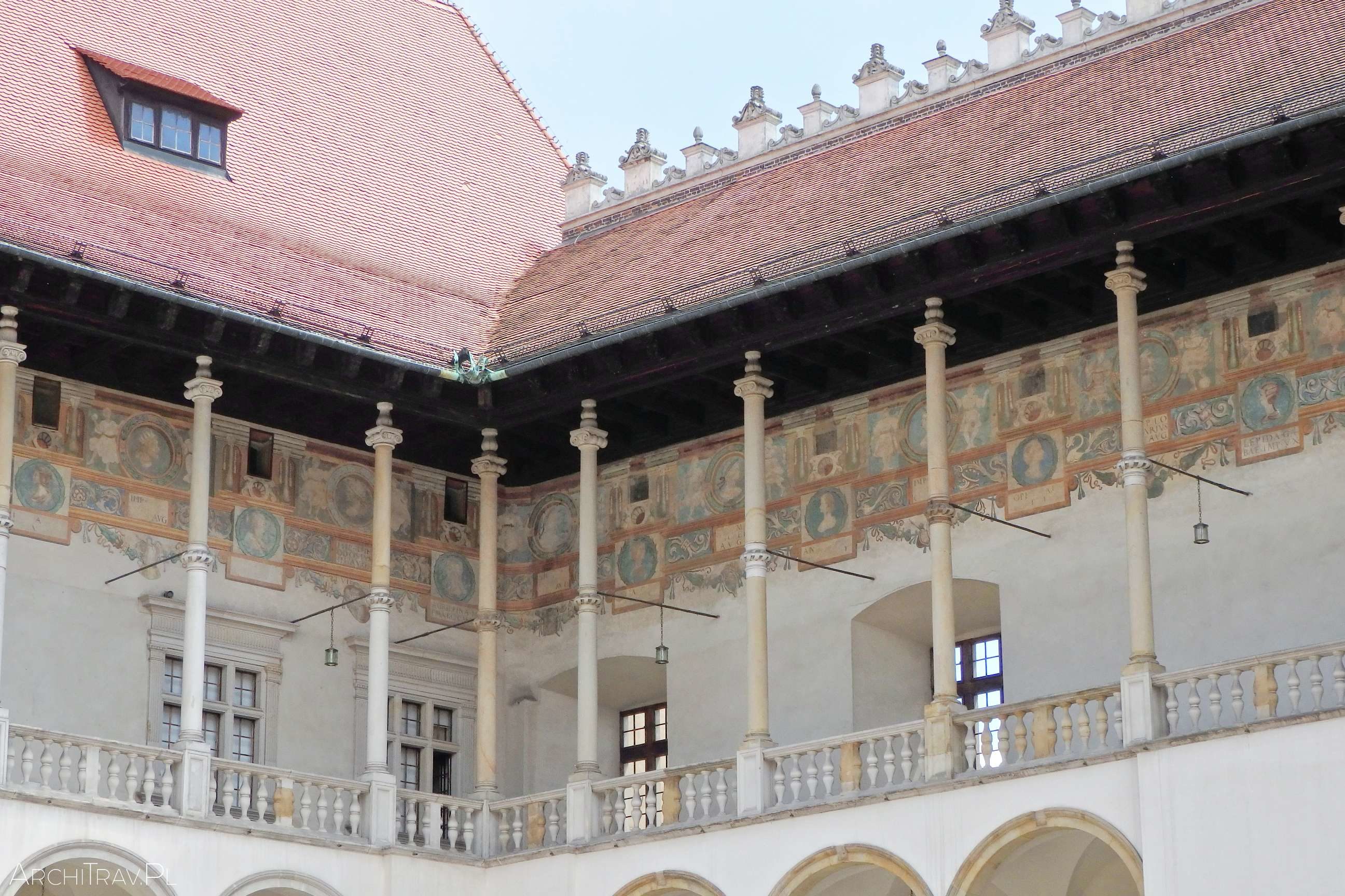 Kraków królewski. Zamek na Wawelu. | ArchiTrav - archi podróże